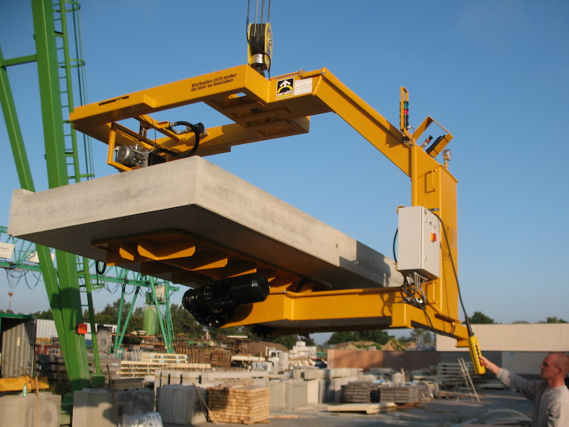 Vacuum manipulators for tilting precast concrete, such as panels ...