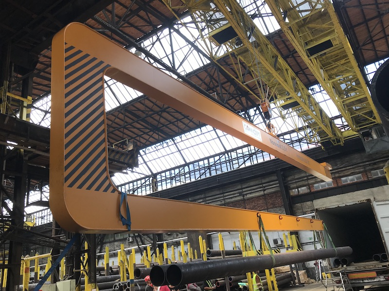 C-hooks for container unloading - According to device type - products ...