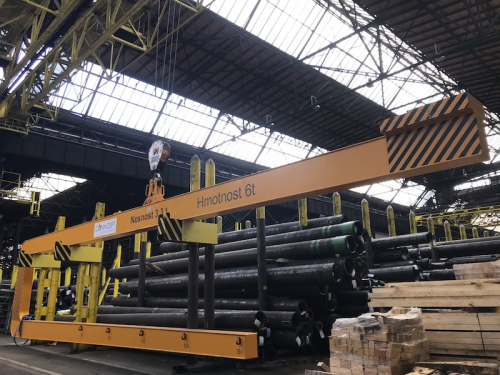 C-hooks for container unloading - According to device type - products ...